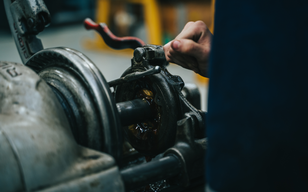 Screw Cutting , Rigid Screw Cutter North Lincolnshire | Collingwood ...